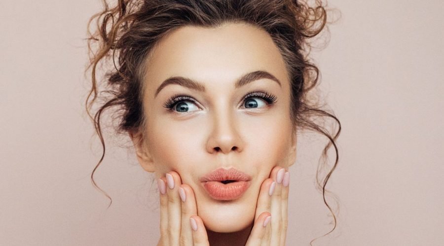 3 Best Pros and Cons to Dermarolling Lips - Healthy Huemans